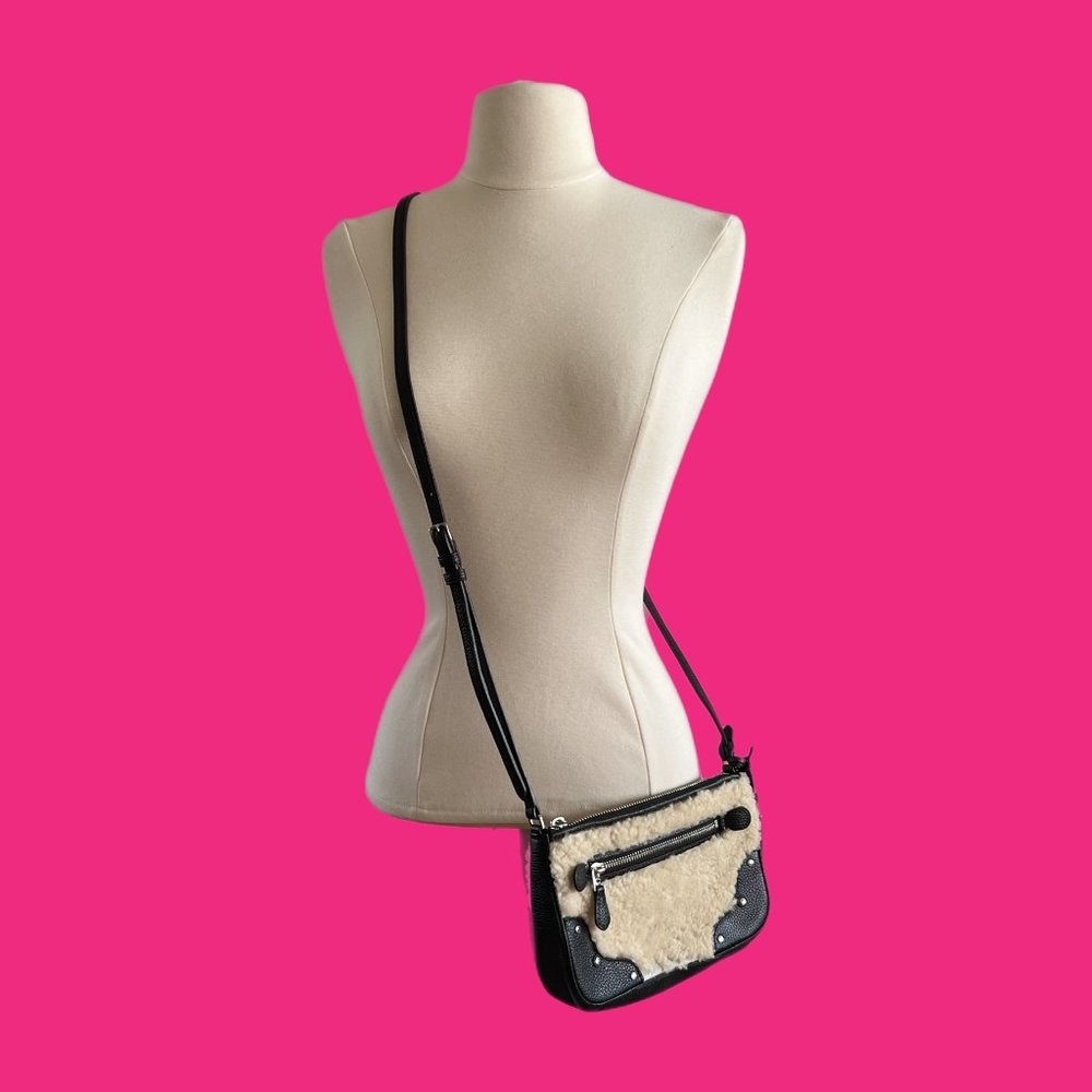 Coach Small Ryder Pochette Crossbody In Shearling - Gem